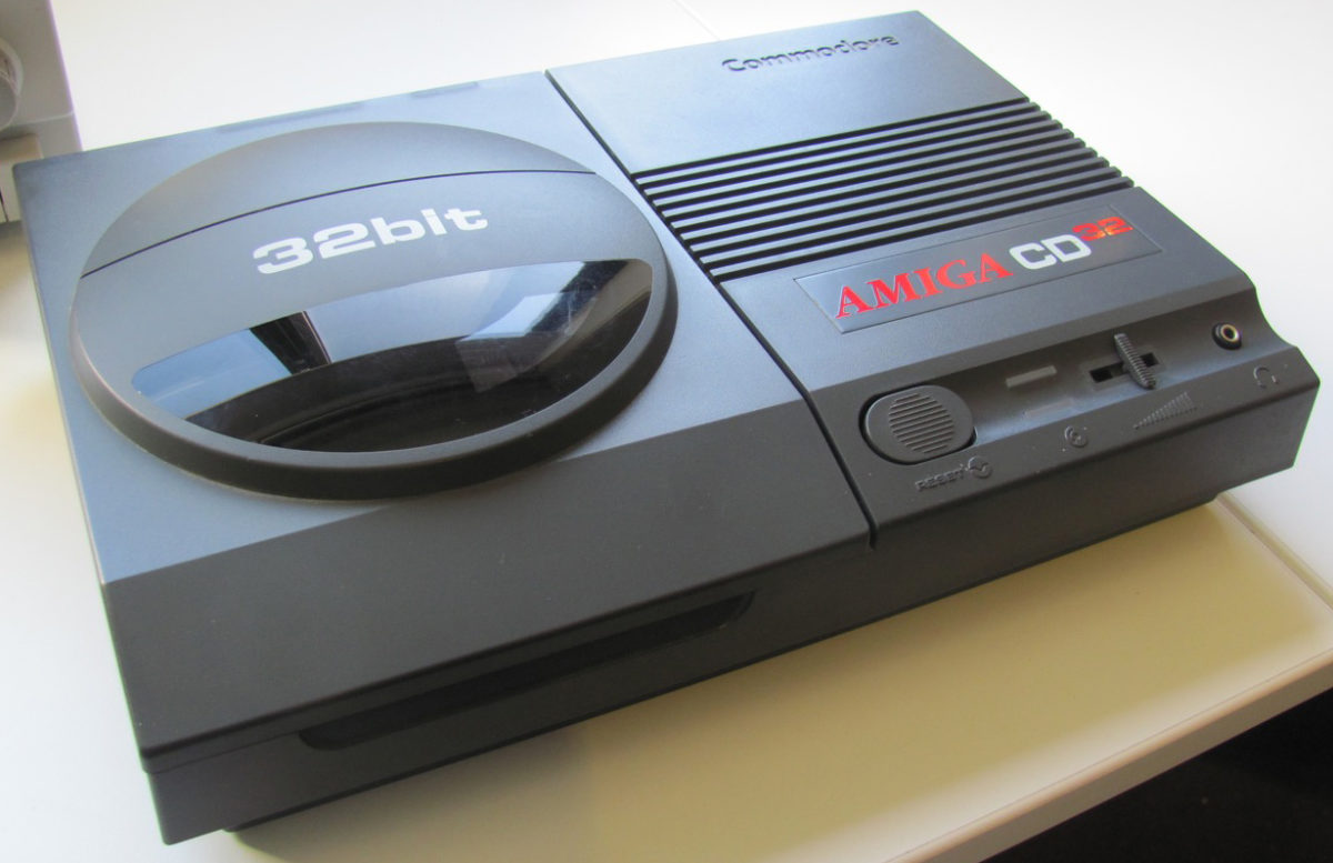 Introducing: my Commodore Amiga CD32 – georgeharito.com
